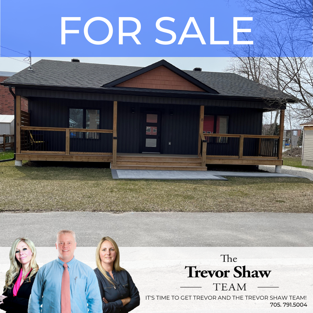 8 Patterson Street, Elmvale - Barrie Home